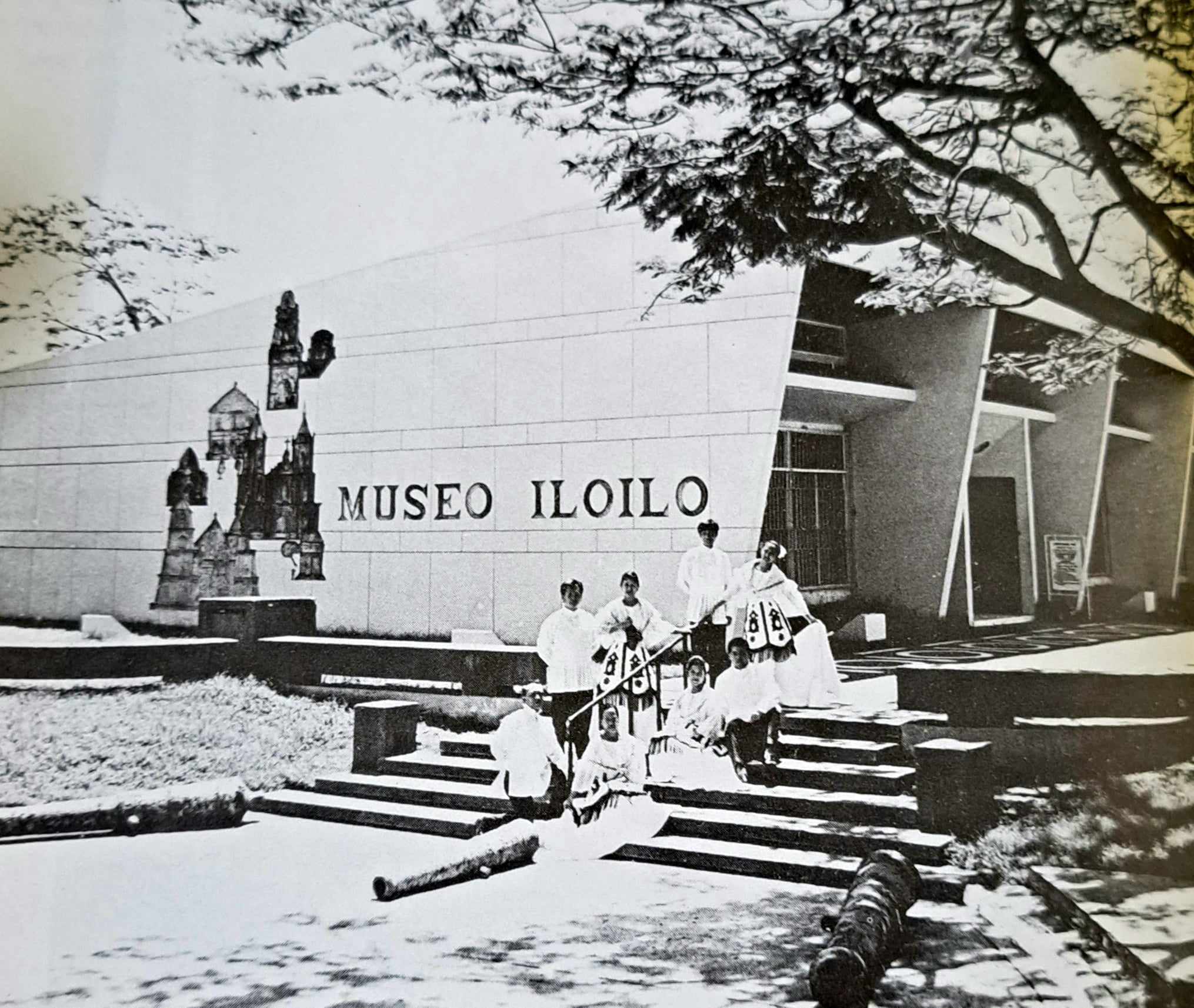 Museo Iloilo Building - Iloilo Blogger She Mae